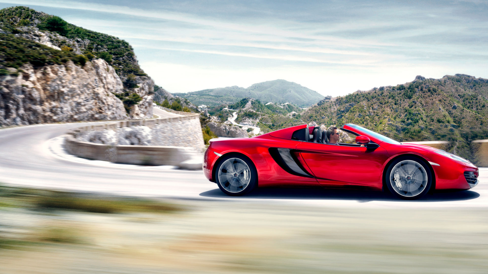 McLaren 12C Spider Innovative Technology | McLaren Automotive